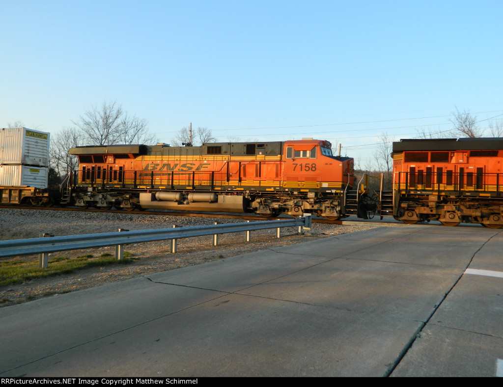 BNSF 7158 - Roster shot.
